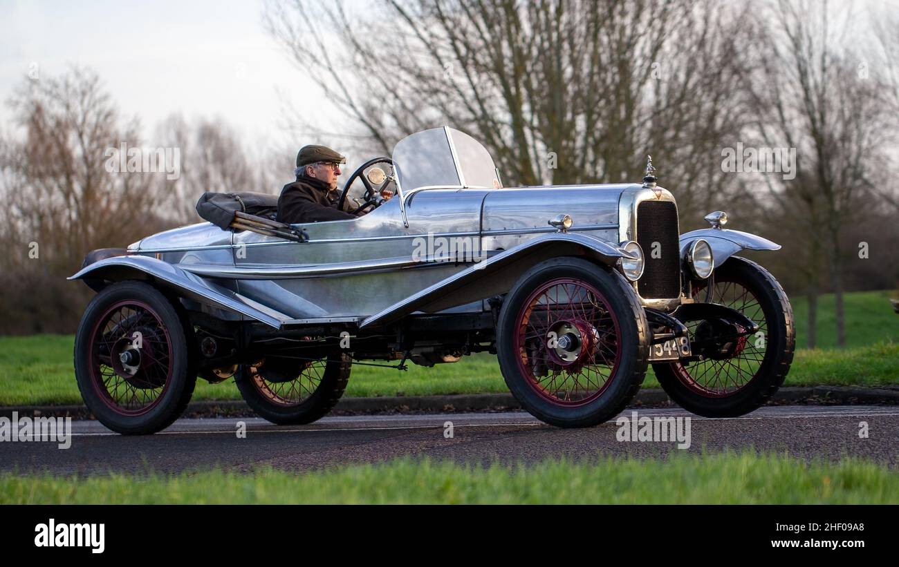 Silber alvis auto -Fotos und -Bildmaterial in hoher Auflösung – Alamy
