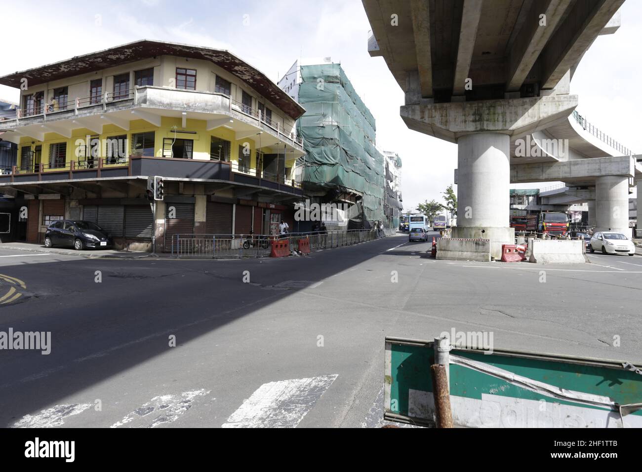 Metro port light rail system -Fotos und -Bildmaterial in hoher ...