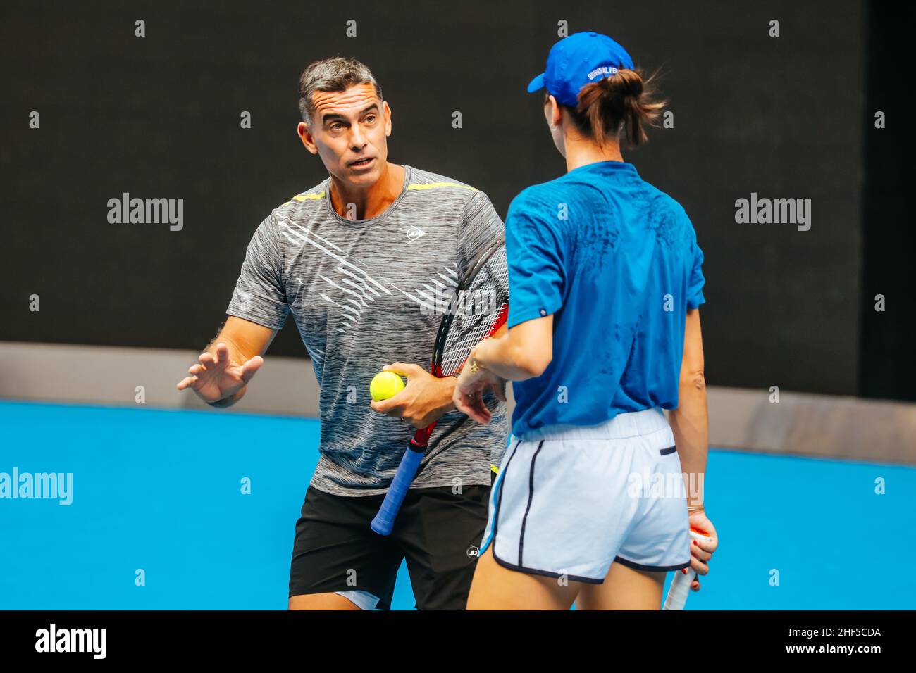 Ajla tomljanovic in aktion -Fotos und -Bildmaterial in hoher Auflösung ...