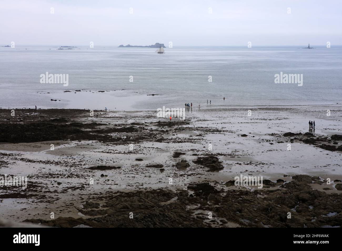Grand Bé - Fort National - Passage des Bé - Bon-secours Beach - Saint ...