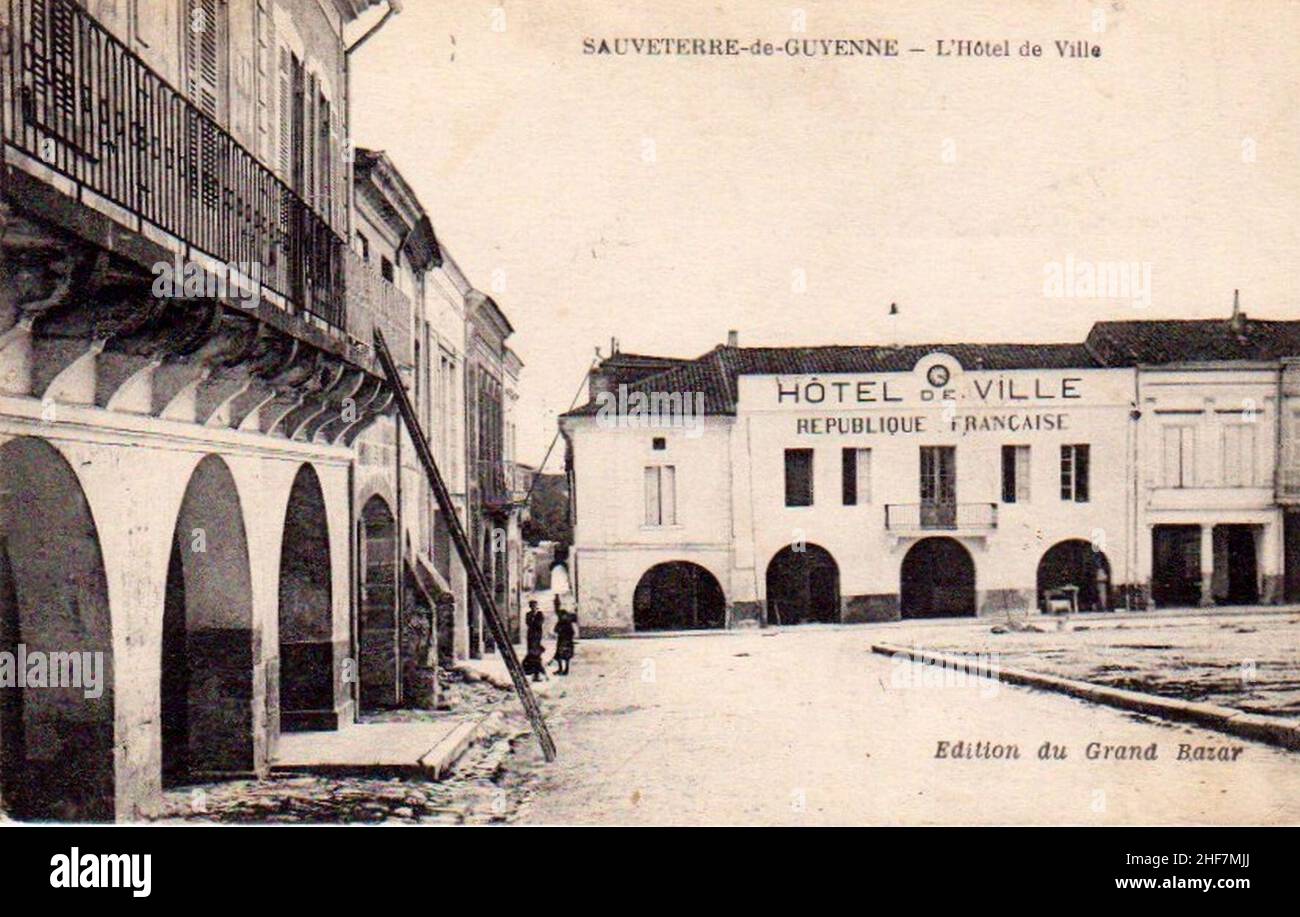 Sauveterre de guyenne -Fotos und -Bildmaterial in hoher Auflösung – Alamy