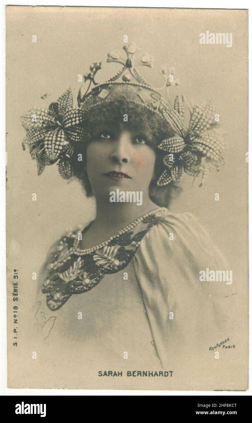 19 bernhardt -Fotos und -Bildmaterial in hoher Auflösung – Alamy