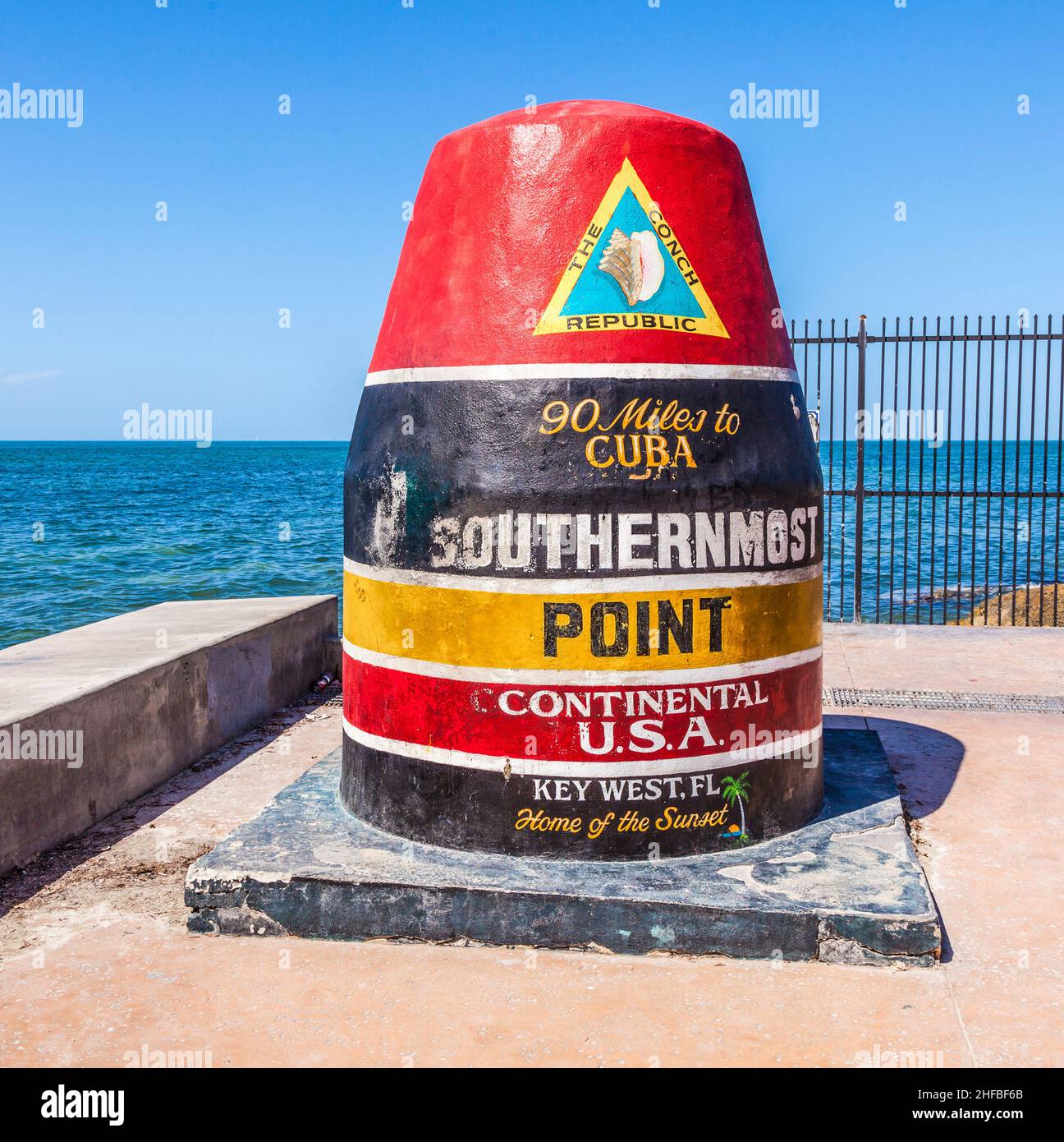 Southernmost point monument key west -Fotos und -Bildmaterial in hoher ...