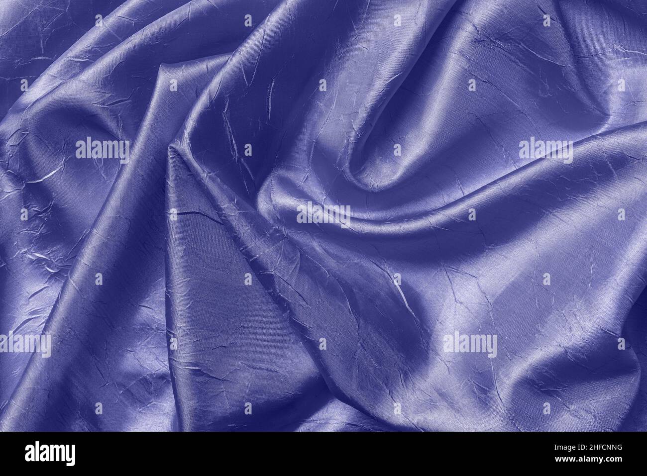 Violetter satin -Fotos und -Bildmaterial in hoher Auflösung – Alamy