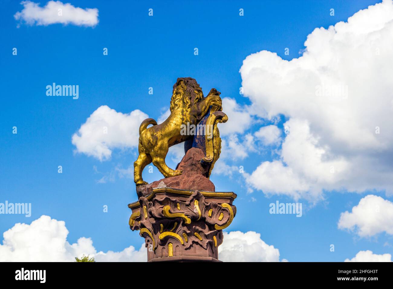 Löwe statue kassel -Fotos und -Bildmaterial in hoher Auflösung – Alamy