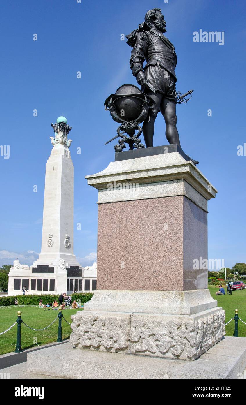 Statue von sir francis drake naval port -Fotos und -Bildmaterial in ...