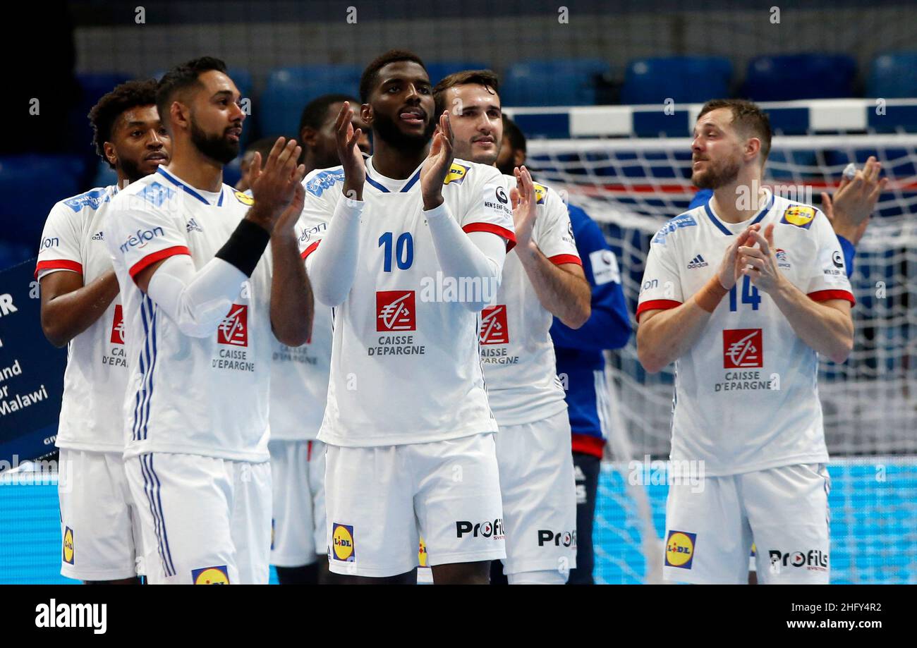 Handball - EHF 2022 Herren Handball-Europameisterschaft - Gruppe C - Frankreich gegen Serbien ...