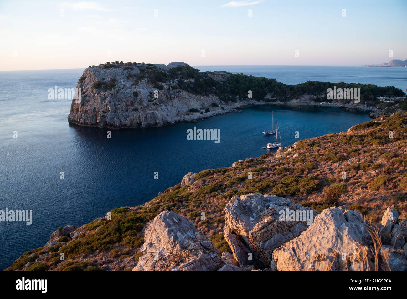 Anthony quinn strand -Fotos und -Bildmaterial in hoher Auflösung – Alamy