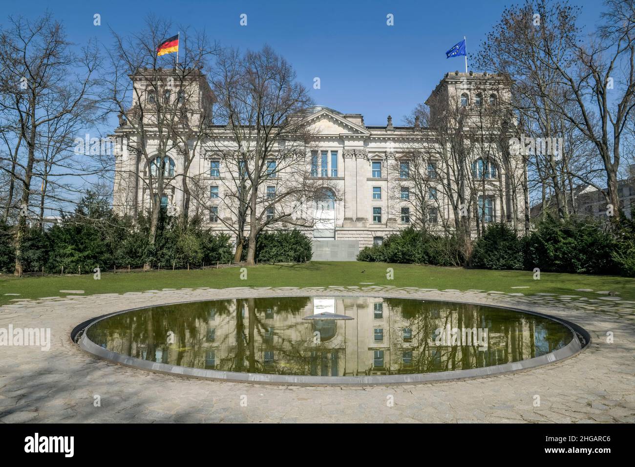 Sinti roma berlin -Fotos und -Bildmaterial in hoher Auflösung – Alamy