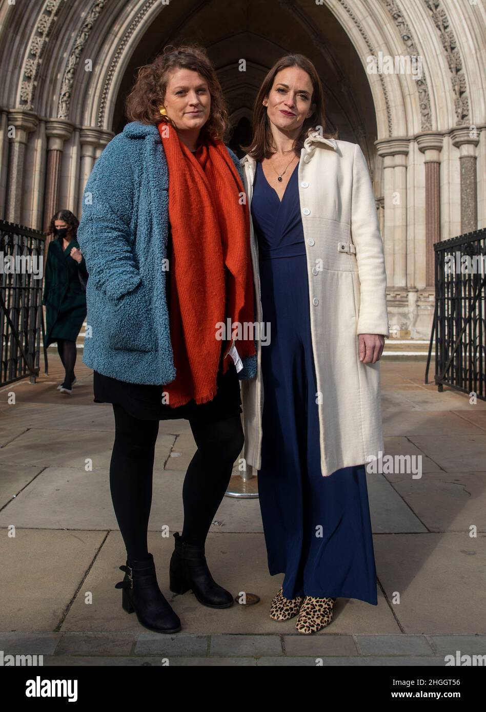 Bild zeigt: Jamie Klingler, rechts und Anna Birley links RTS ...