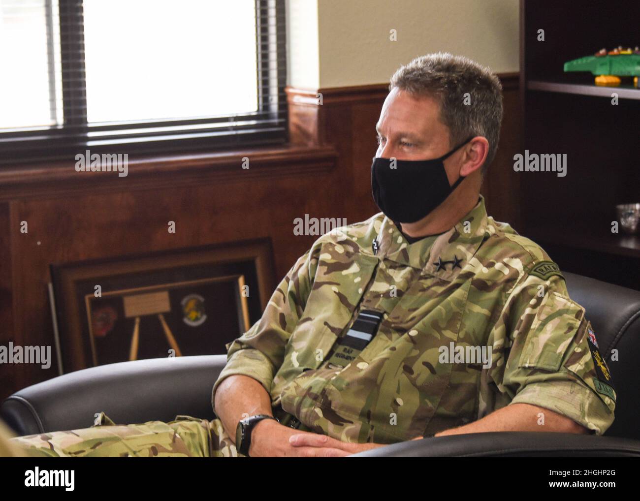 Royal Air Force Air Vice-Marshal Mick Smeath sitzt in einem ...