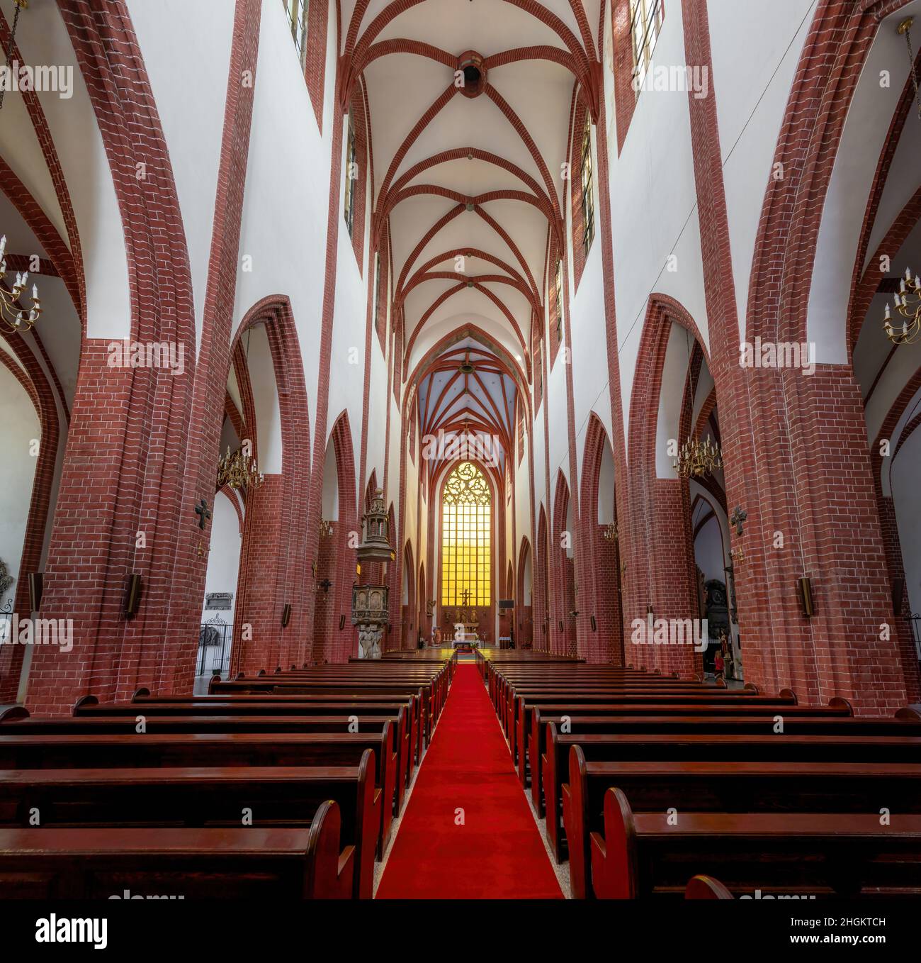 Poland wroclaw interior st mary -Fotos und -Bildmaterial in hoher Auflösung – Alamy
