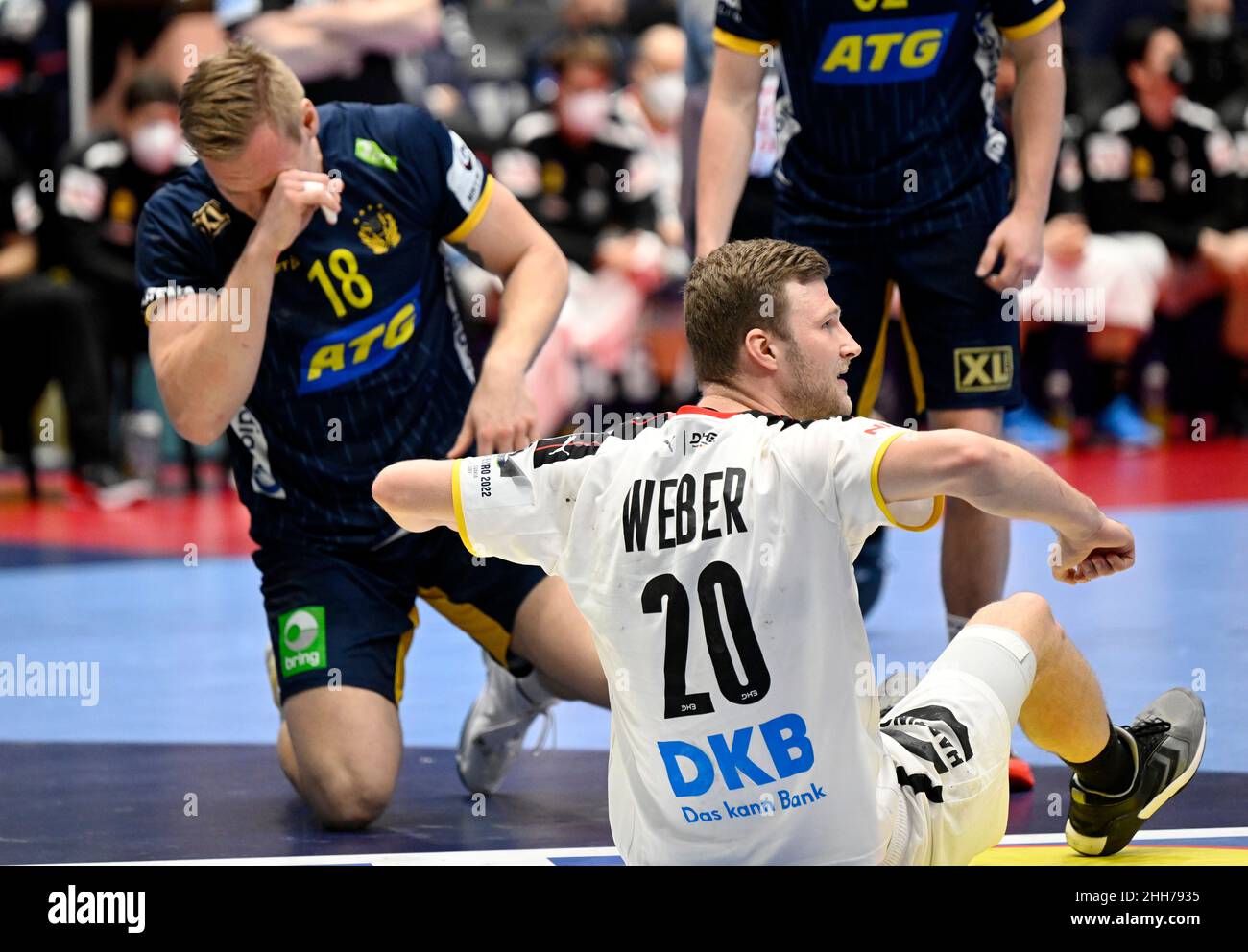 Handball - EHF 2022 Herren Handball-Europameisterschaft - Hauptrunde - Deutschland gegen ...