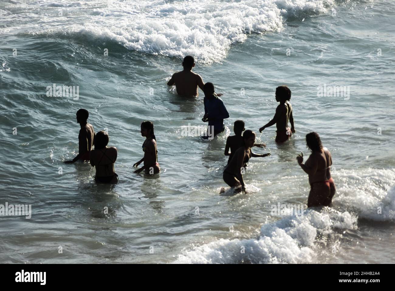 Männer und Frauen Beim Baden Stockfotos und -bilder Kaufen - Alamy