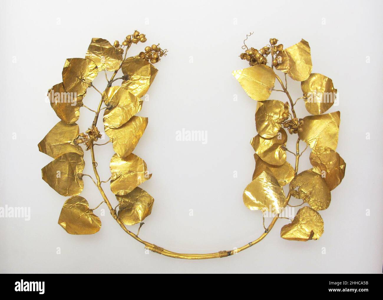 Kranz aus Efeu und Beeren, Beerdigung 4th–3rd Jahrhundert v. Chr ...