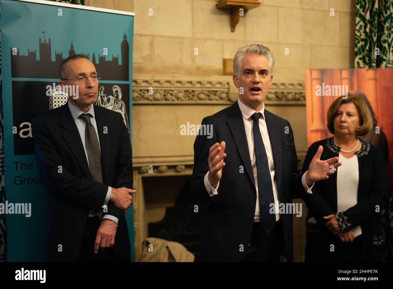James cartlidge mp -Fotos und -Bildmaterial in hoher Auflösung – Alamy