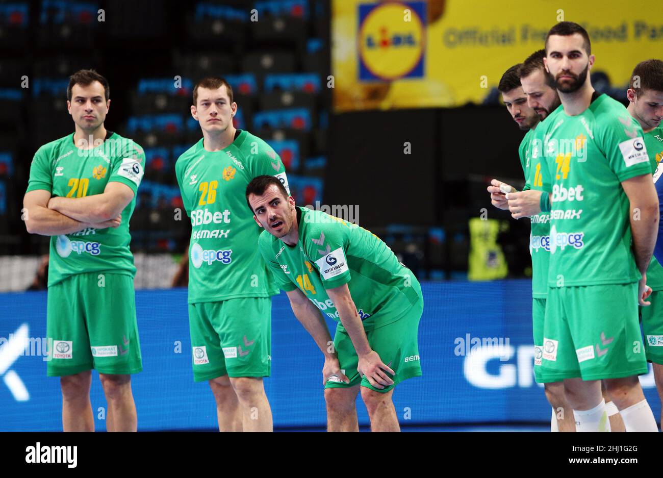 Milos vujovic montenegro -Fotos und -Bildmaterial in hoher Auflösung ...