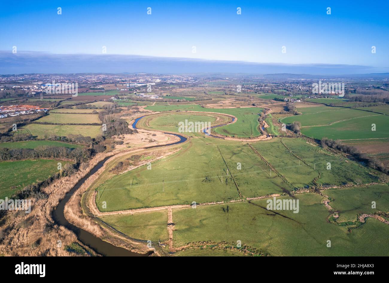 Wiesen und Sümpfe rund um den Clyst River in Topsham, Devon, England ...