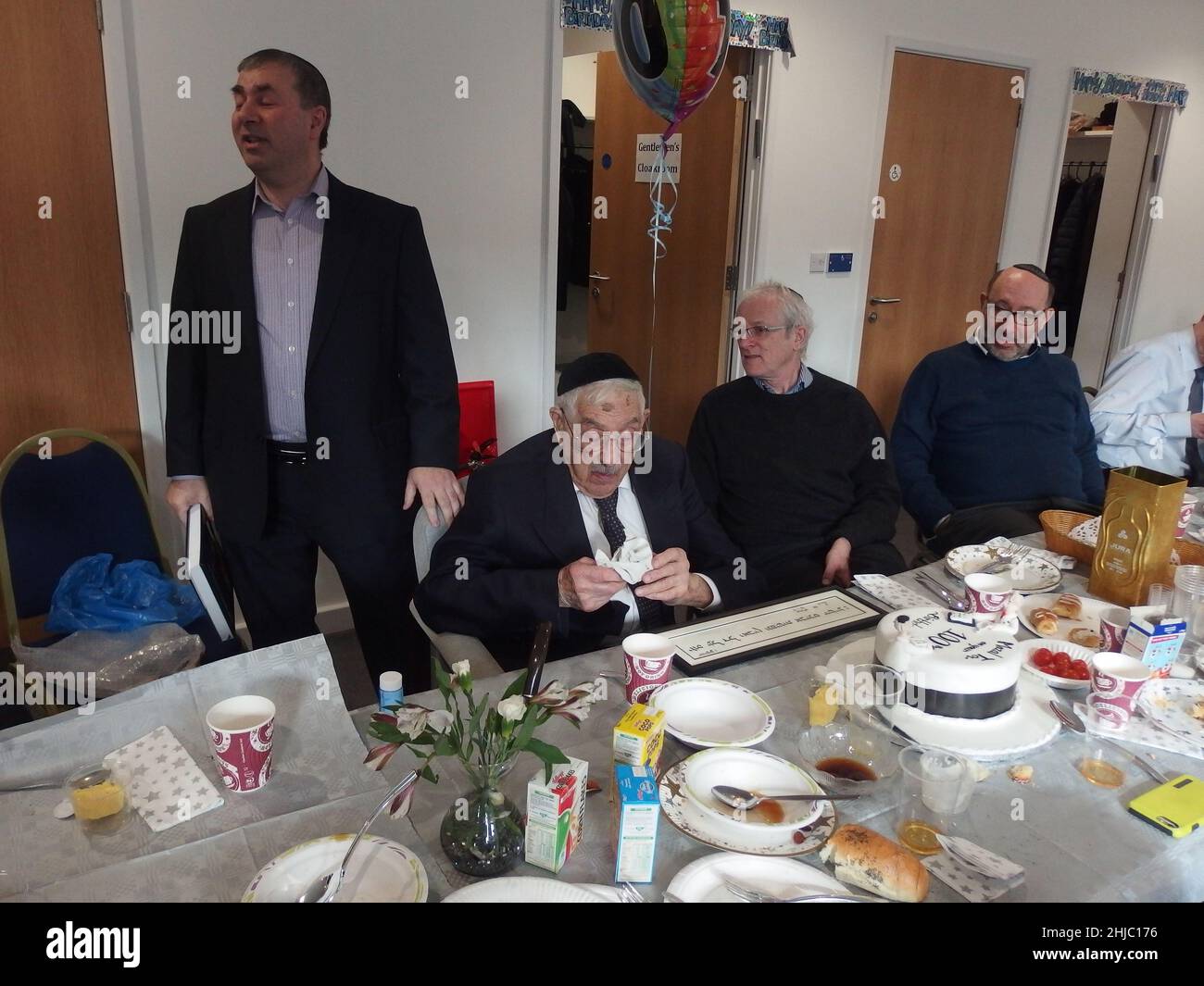 Dr gerald jacobs -Fotos und -Bildmaterial in hoher Auflösung – Alamy