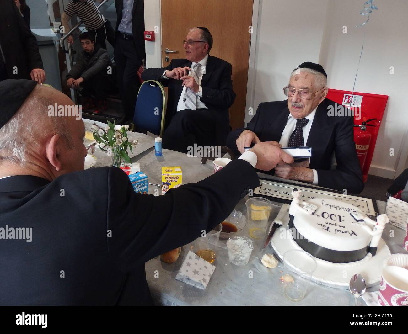 Dr gerald jacobs -Fotos und -Bildmaterial in hoher Auflösung – Alamy