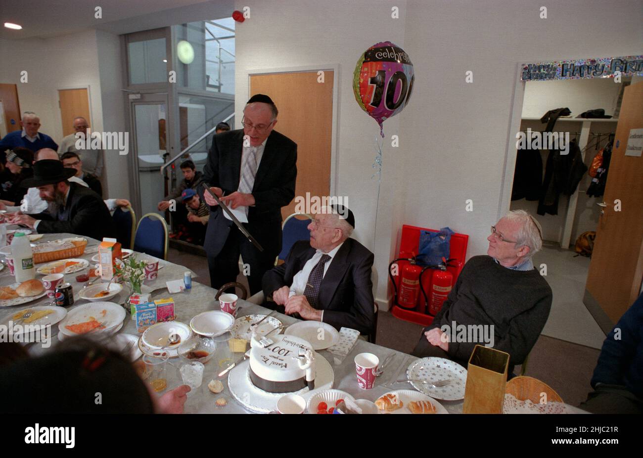 Dr gerald jacobs -Fotos und -Bildmaterial in hoher Auflösung – Alamy