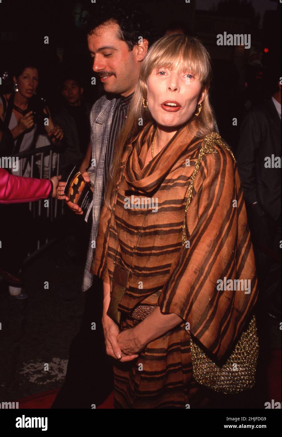 **DATEI FOTO** Joni Mitchell, um Songs von Spotify zu entfernen ...