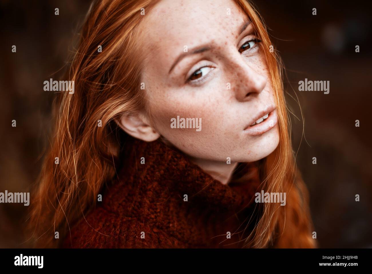 Rote haare und sommersprossen -Fotos und -Bildmaterial in hoher Auflösung – Alamy