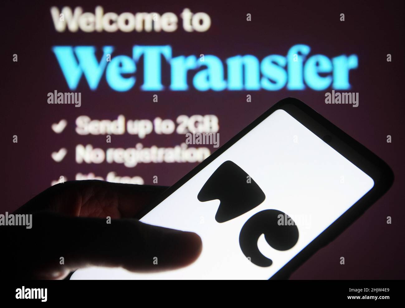 Wetransfer logo -Fotos und -Bildmaterial in hoher Auflösung – Alamy