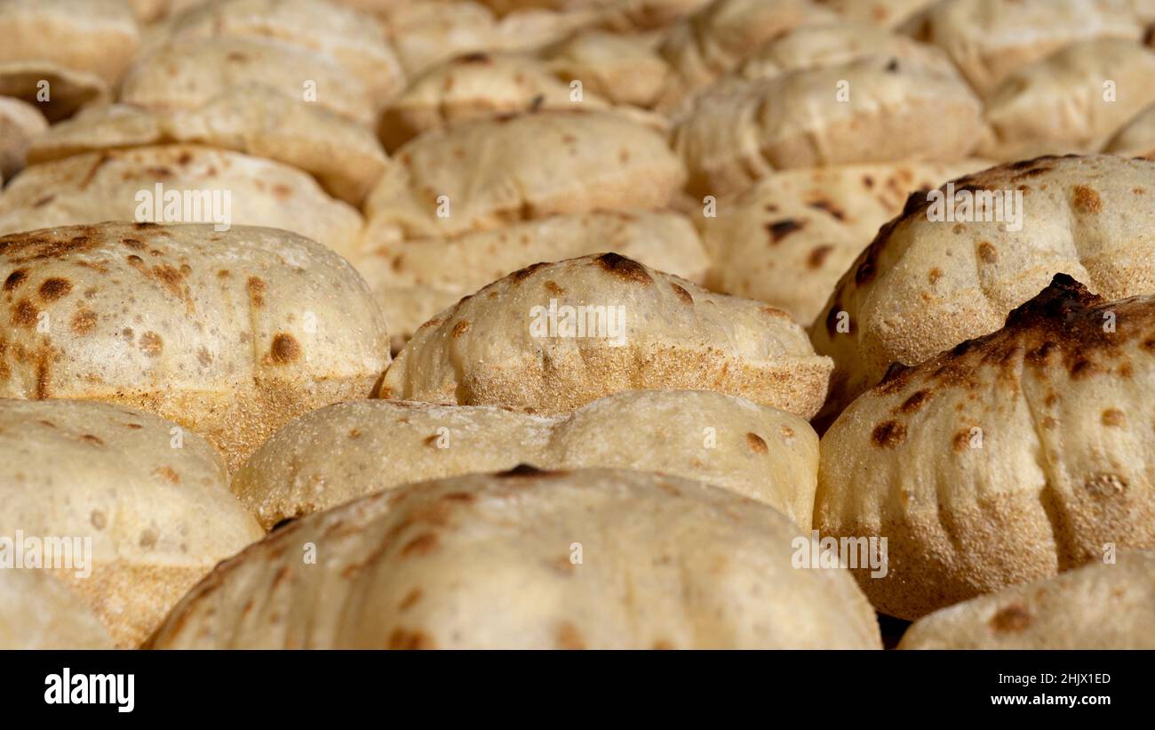 Baladi bread -Fotos und -Bildmaterial in hoher Auflösung – Alamy