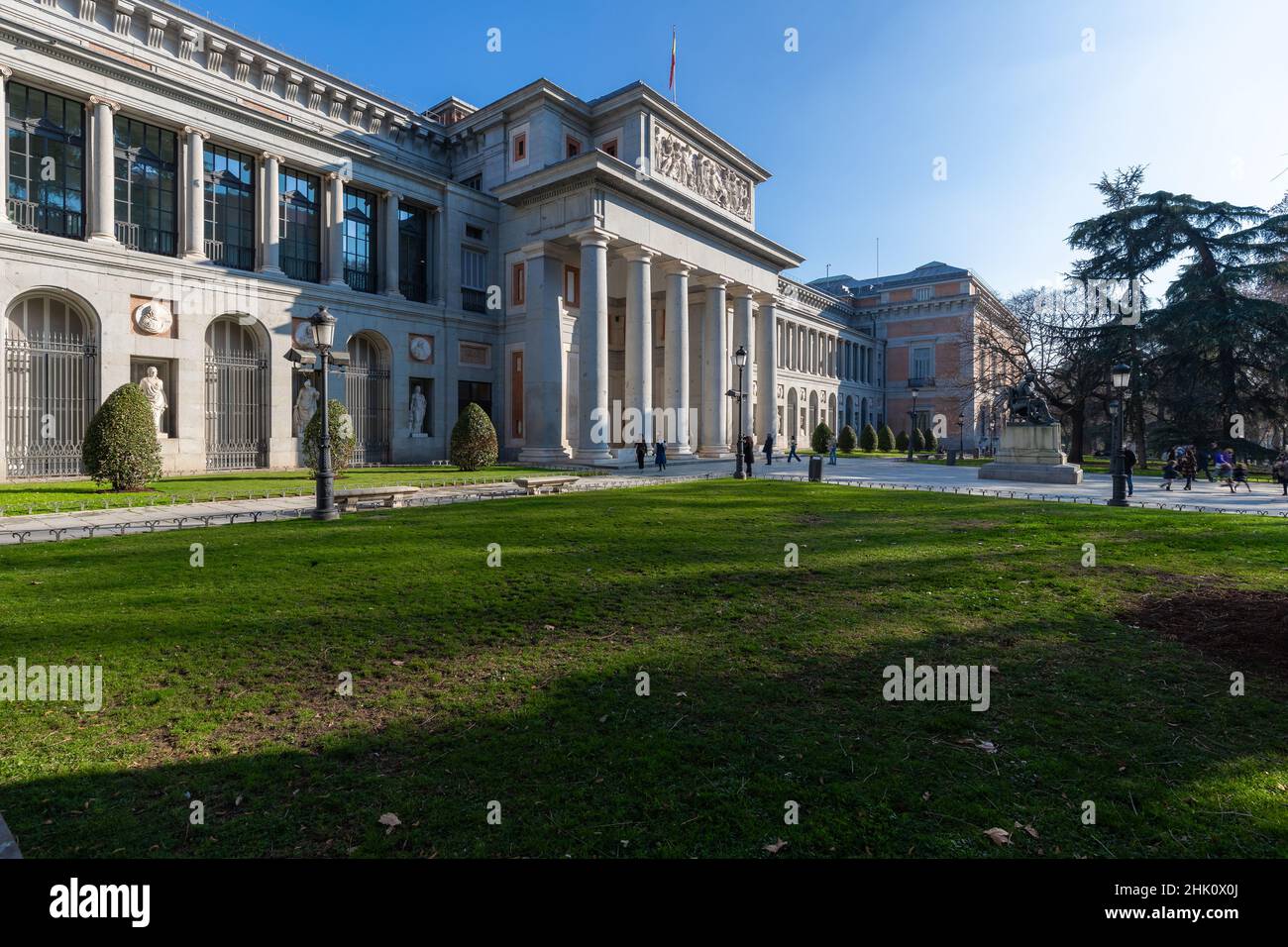 Das Prado Museum ist das spanische nationale Kunstmuseum und beherbergt ...