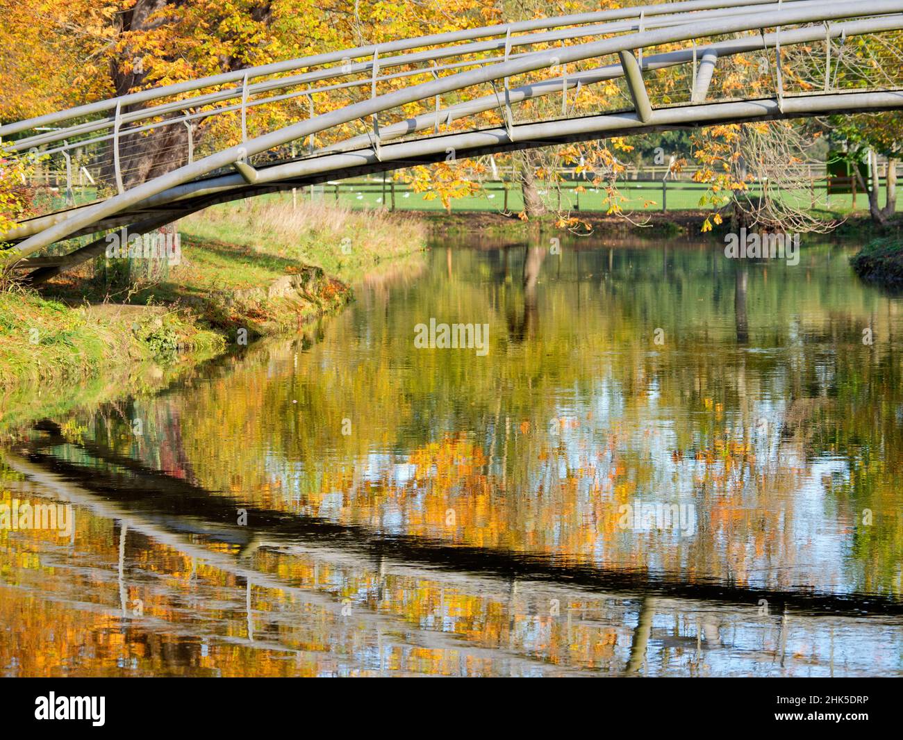 Tubular truss -Fotos und -Bildmaterial in hoher Auflösung – Alamy