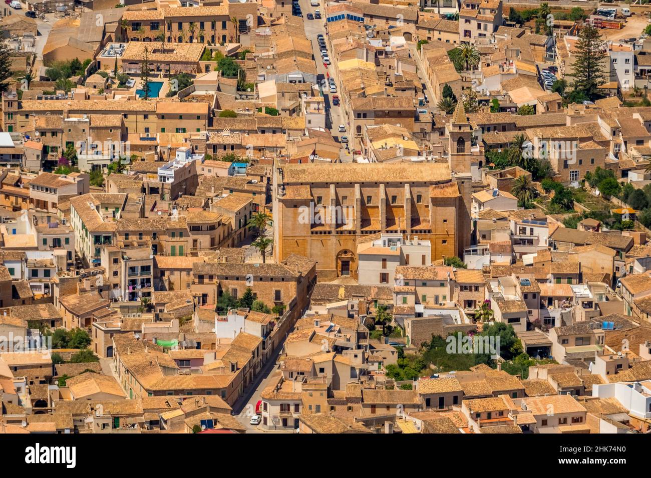 Altstadt und kirche sant andreu in santanyi -Fotos und -Bildmaterial in ...