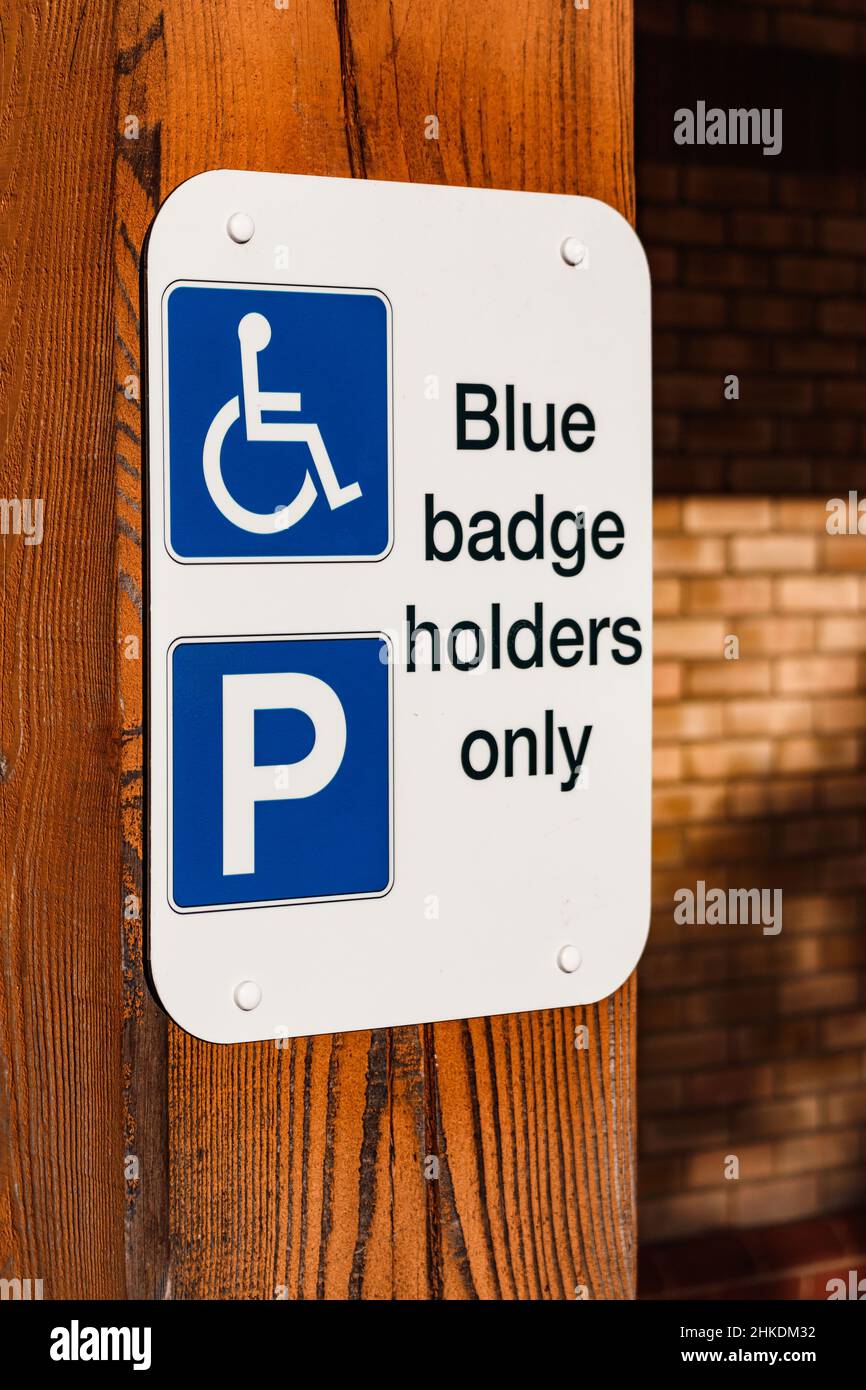 Blaue behinderung zeichen Stockfotos und -bilder Kaufen - Alamy