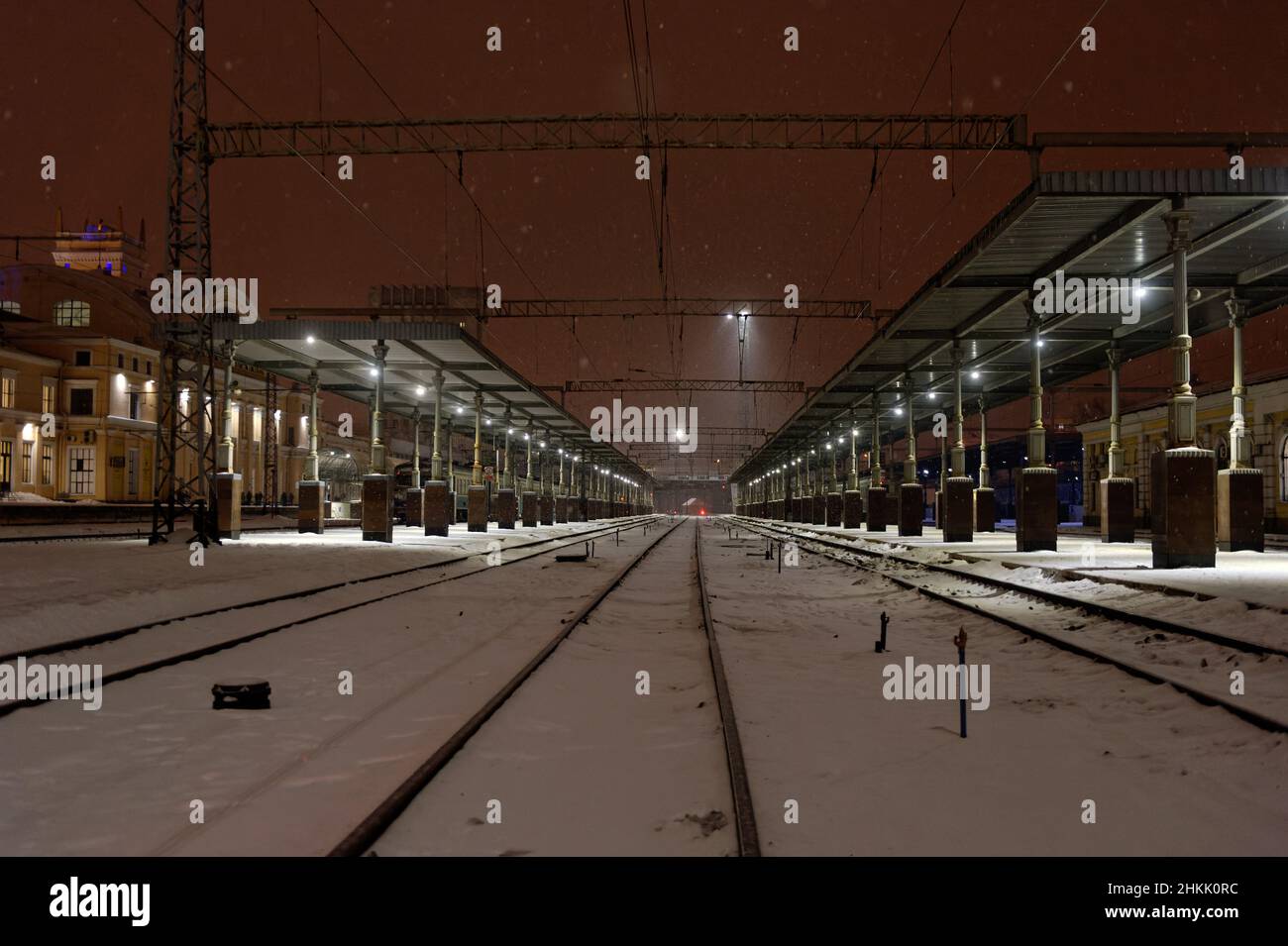 Horizontaler transport nahverkehr stadtbahn -Fotos und -Bildmaterial in ...