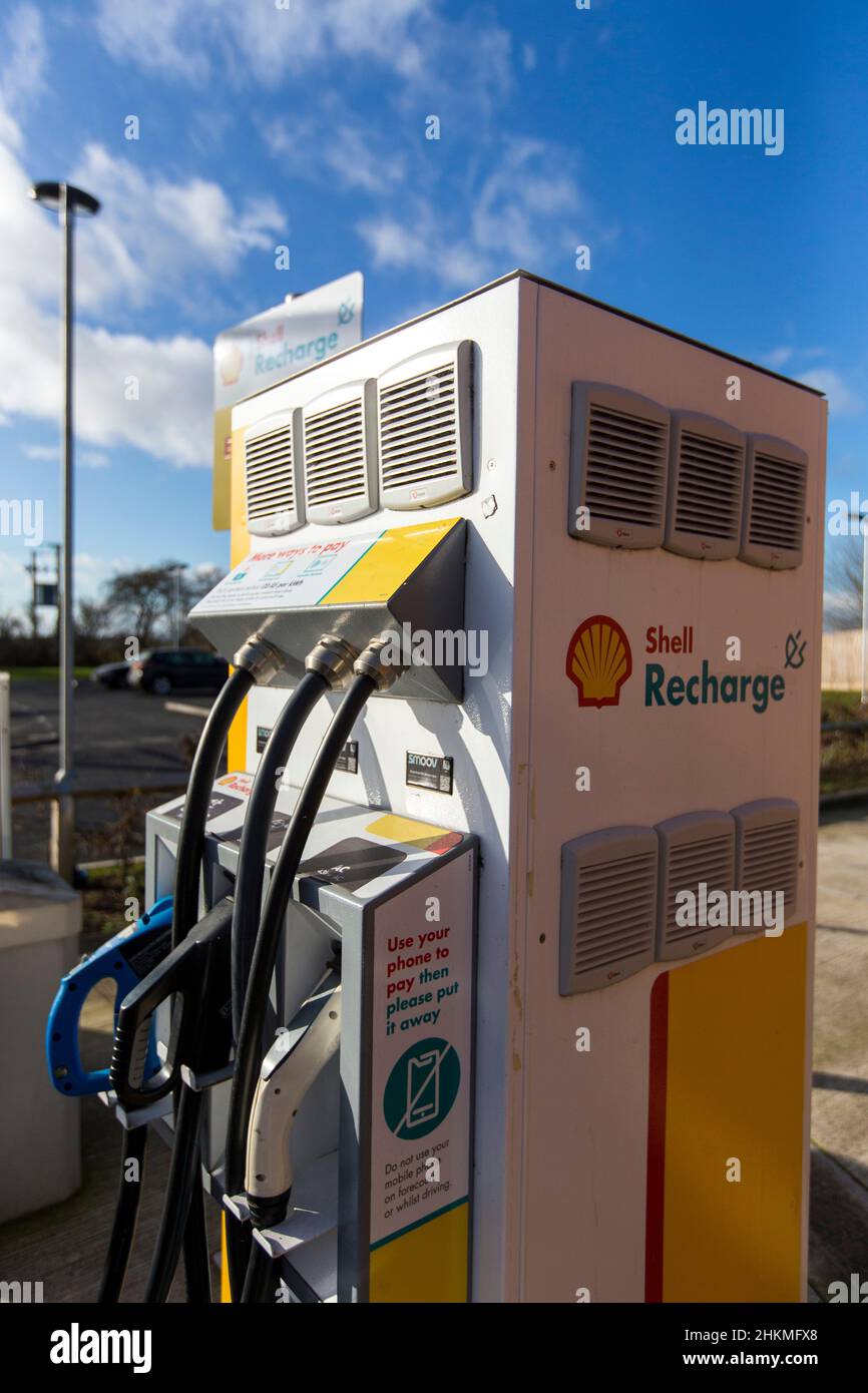 Shell recharge allego ladestation -Fotos und -Bildmaterial in hoher ...