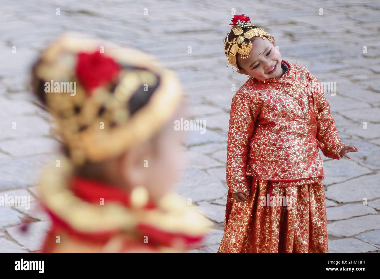 Bhaktapur, Bagmati, Nepal. 6th. Februar 2022. Ein nepalesisches Newar ...