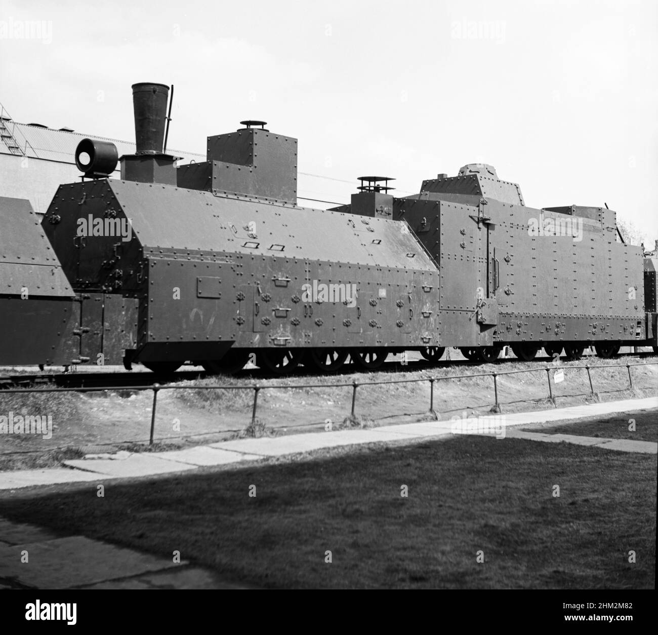 Panzerzug russland -Fotos und -Bildmaterial in hoher Auflösung – Alamy