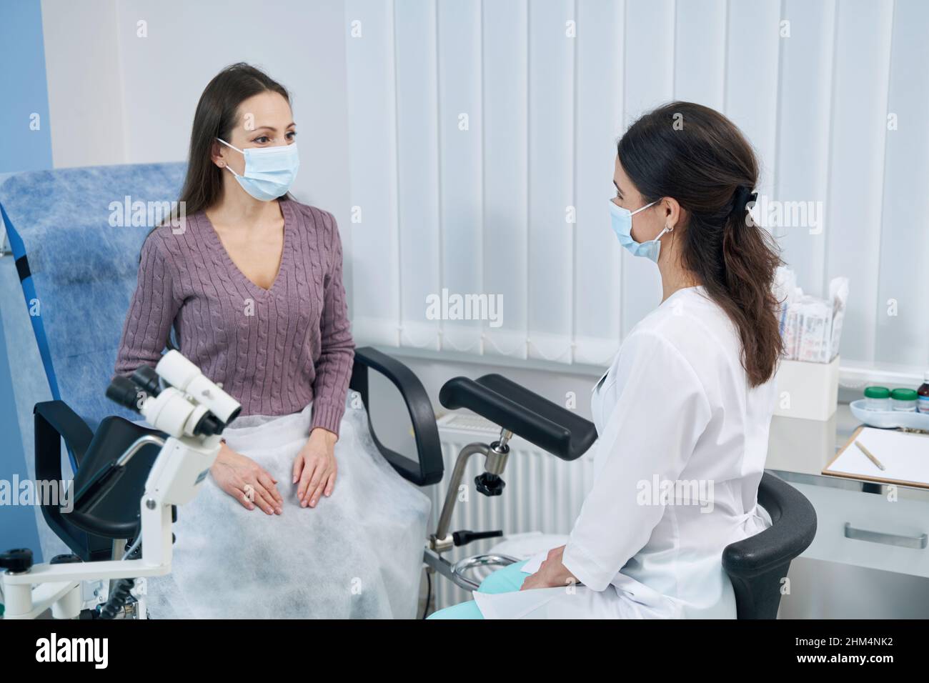 Gynäkologen stuhl -Fotos und -Bildmaterial in hoher Auflösung – Alamy