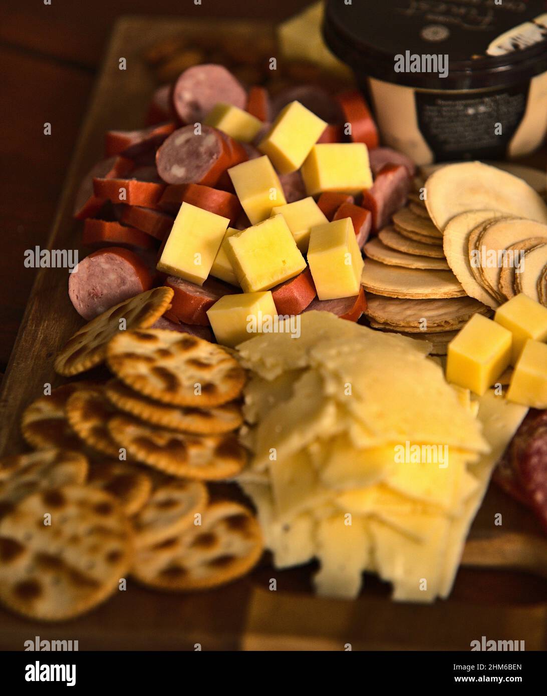 Wurst käseplatte -Fotos und -Bildmaterial in hoher Auflösung – Alamy