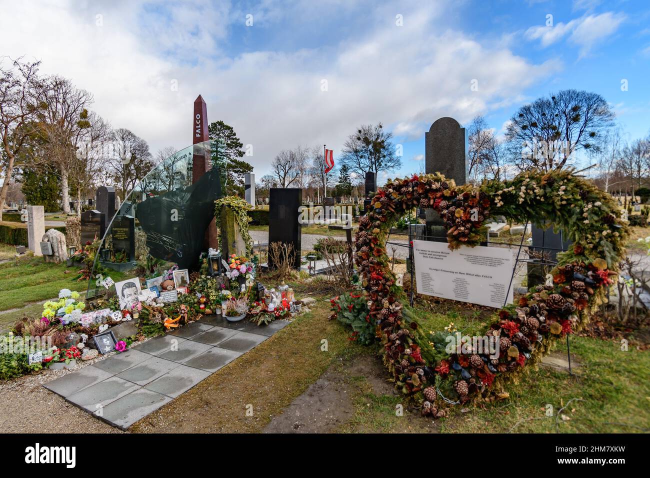 Stilvolle Wiener Zentralfriedhof Falco Bilder