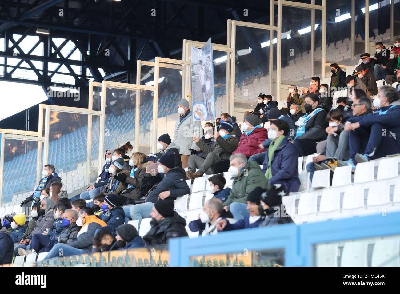 Curva b -Fotos und -Bildmaterial in hoher Auflösung – Alamy