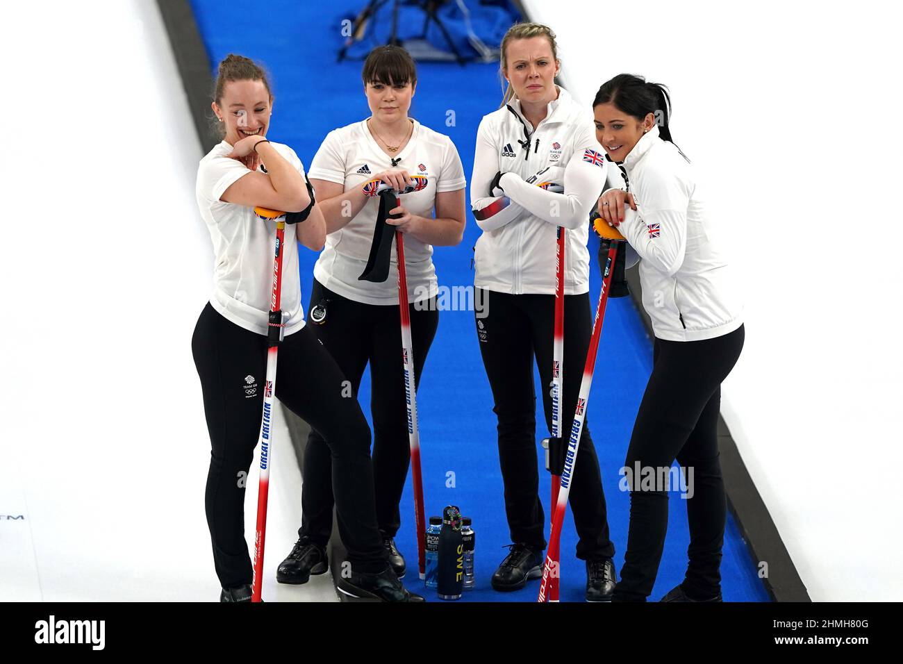 Jennifer Dodds (links), Hailey Duff, Vicky Wright und Eve Muirhead ...