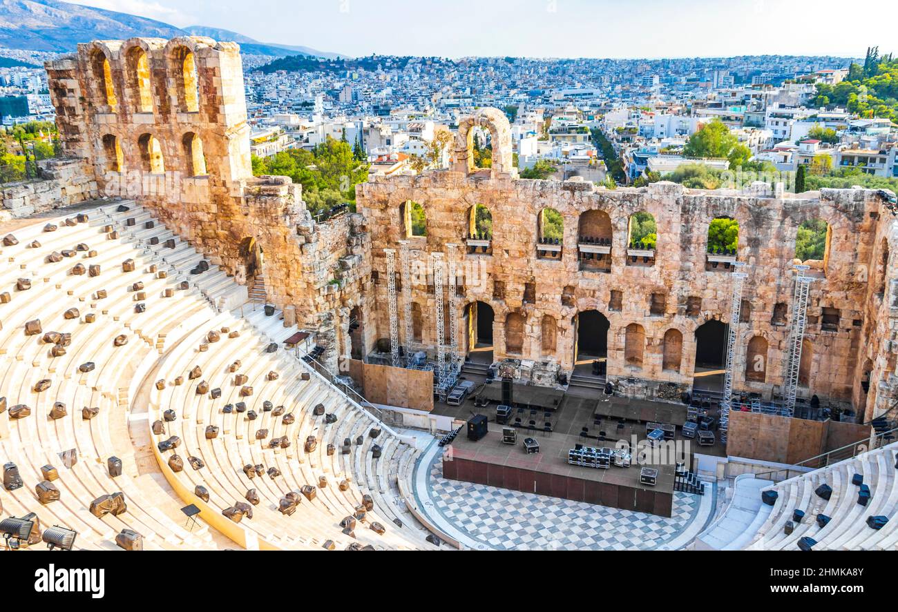 Odeon von Herodes Atticus Amphitheater an der Akropolis von Athen mit ...