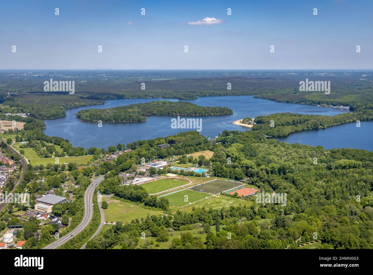 Luftbild, Halterer Stausee, Hullerner Straße, Sportplatz TuS Haltern am ...