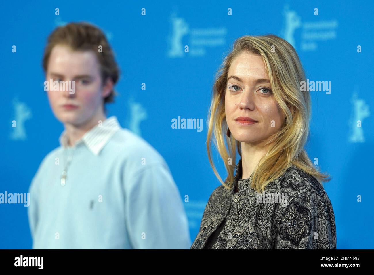 Berlin, Deutschland. 11th. Februar 2022. Die Schauspieler Emil von ...