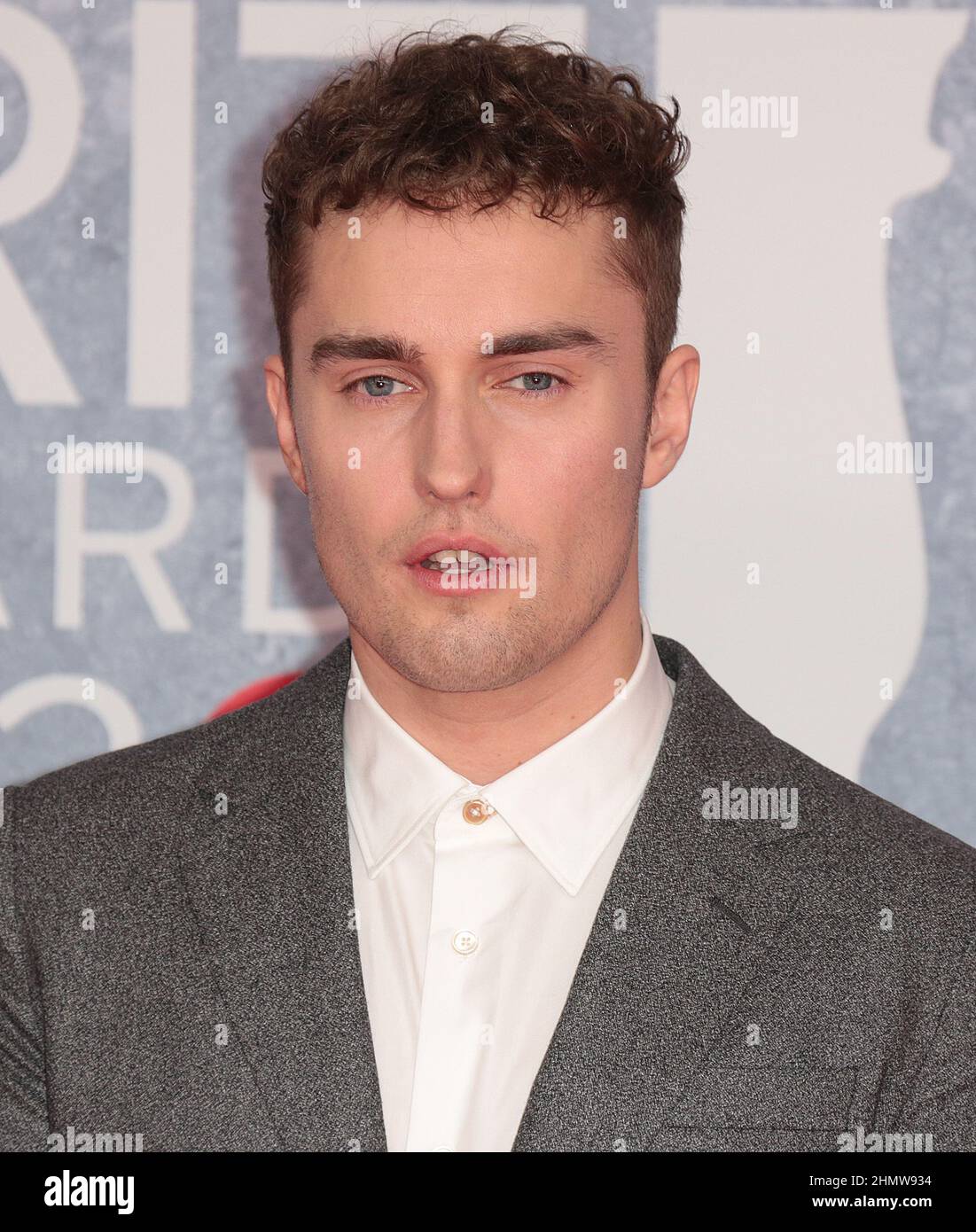 Sam fender musikfoto -Fotos und -Bildmaterial in hoher Auflösung – Alamy