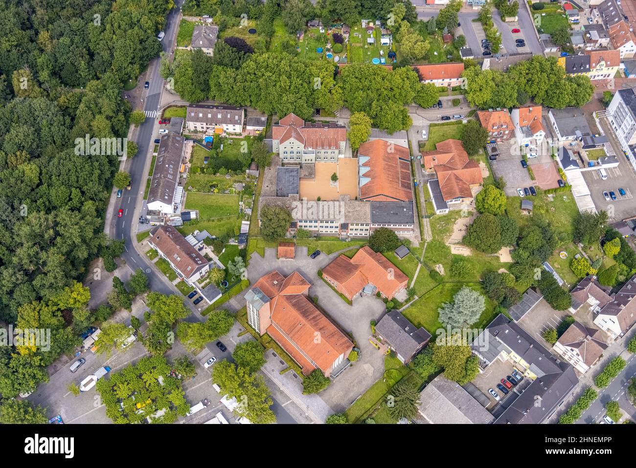 Katholische kirche kath st elisabeth -Fotos und -Bildmaterial in hoher Auflösung – Alamy