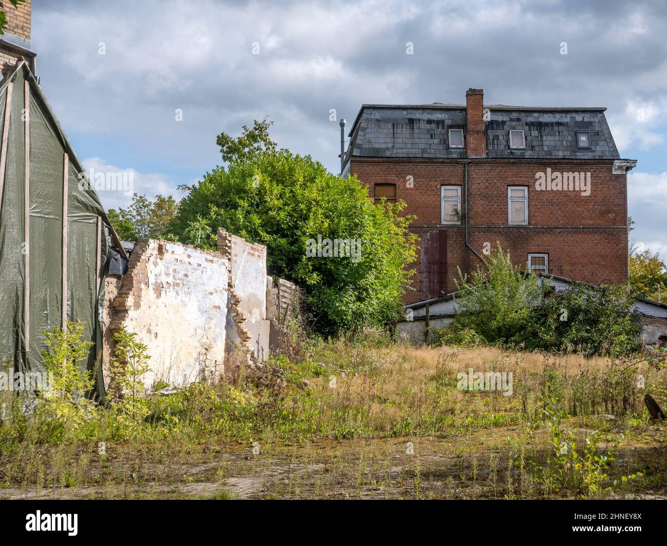 Ruine holstein -Fotos und -Bildmaterial in hoher Auflösung – Alamy