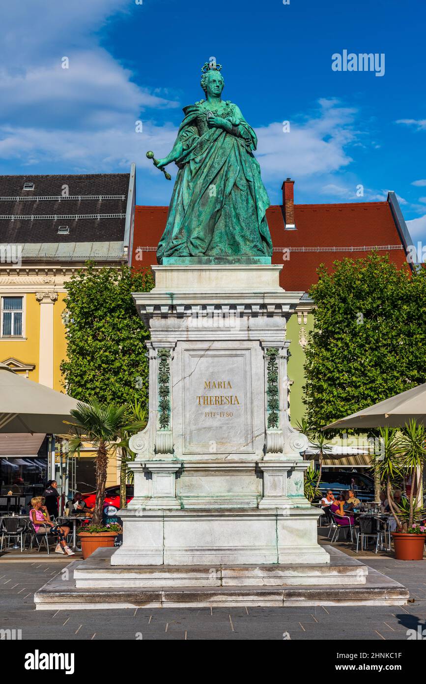 Statue von maria theresia -Fotos und -Bildmaterial in hoher Auflösung ...