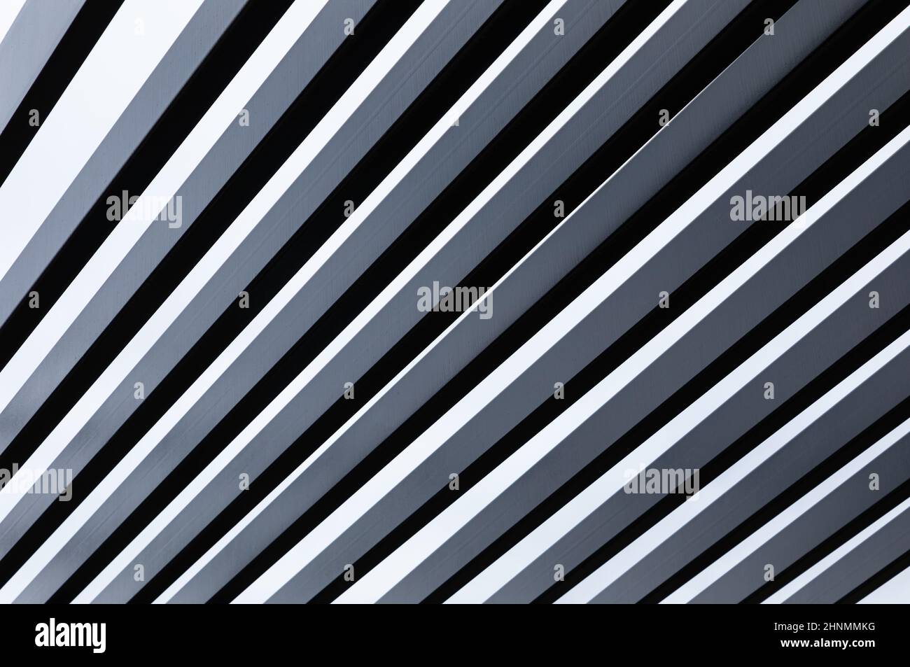 Abstrakte Linien in Schwarz und Weiß. Linien mit Licht und Schatten ...